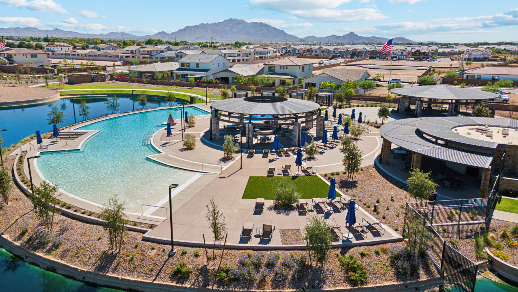 Commercial Pools – Presidential Pools & Spas