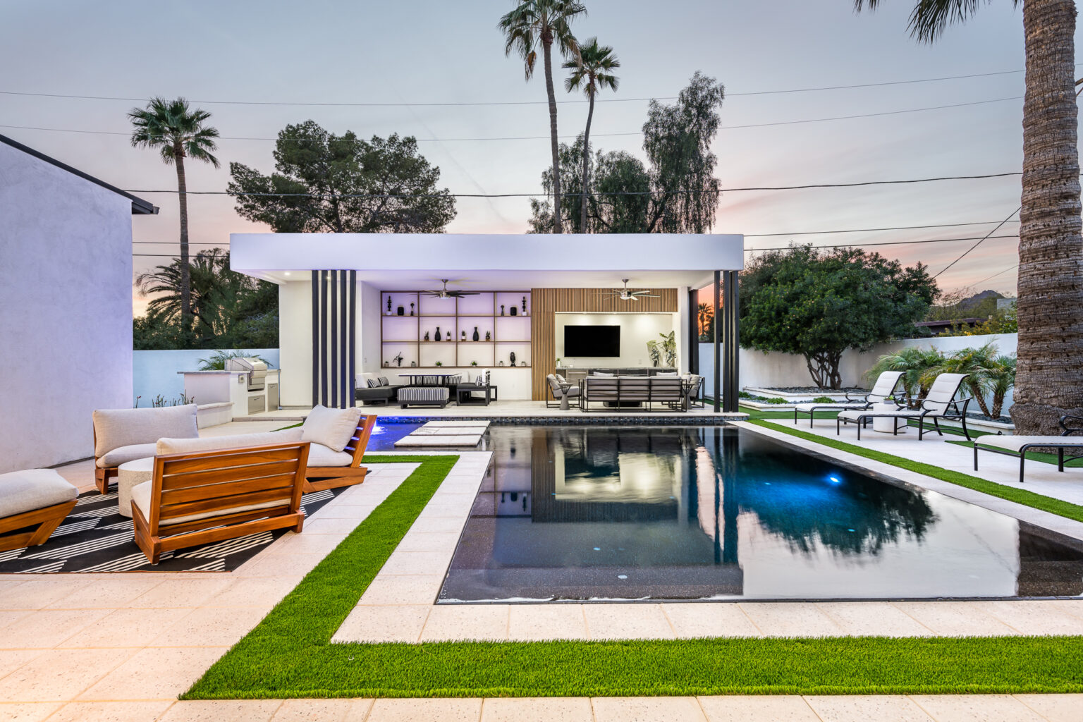 2023 Award of Distinction Winner — Presidential Pools & Spas